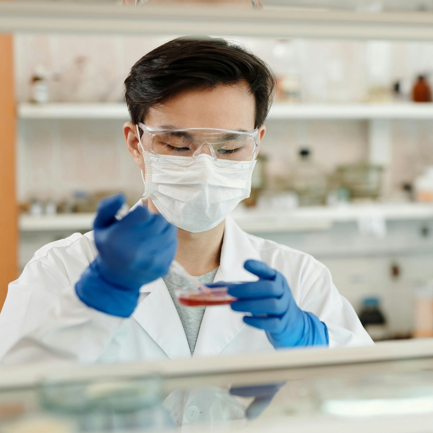 Fuel Innovation & Gain Access: Sponsor a Graduation-Stage Wet Lab